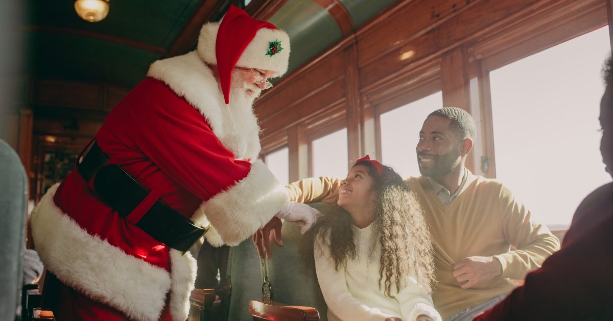 Where to See Santa Claus in Lancaster, PA 2025 | Discover Lancaster